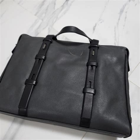 Tumi Harrison Leather Brief Mens Fashion Bags Briefcases On Carousell