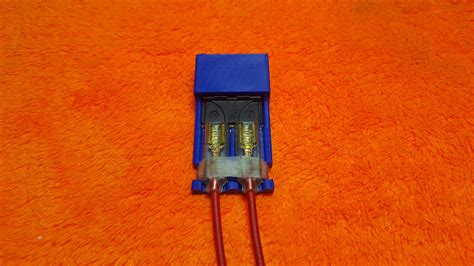 Resettable Fuse Holder By Dave Download Free Stl Model