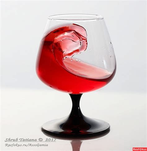 Волна в бокале | Wine glass, Wine, Glassware