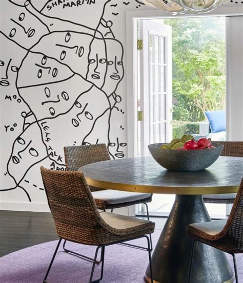 با نقاشی دیوارهای پذیرایی را تزیین کنید مجله خوگر