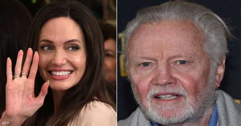 بعد انتقادها لإسرائيل والد أنجلينا جولي يردّ بقوة سكاي نيوز عربية