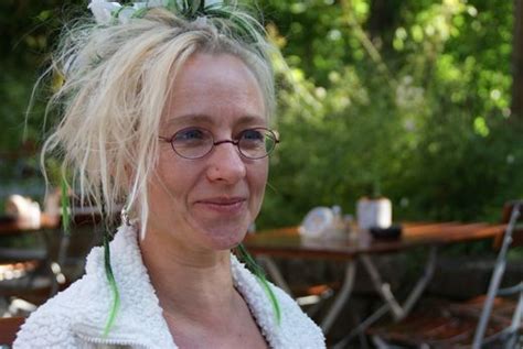 Behinderte Menschen Und Sex Die Dienste Einer Sexualbegleiterin Der