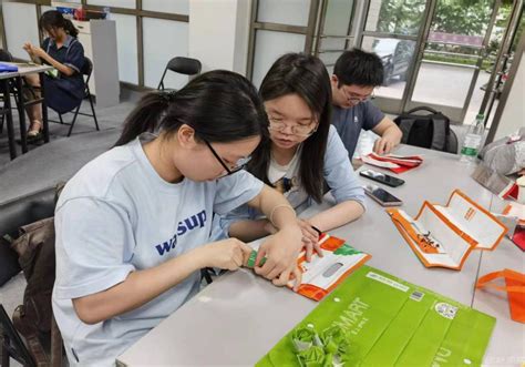 变废为宝，创意制作环保作品——拓展劳动教育新形式之十三 北方工业大学