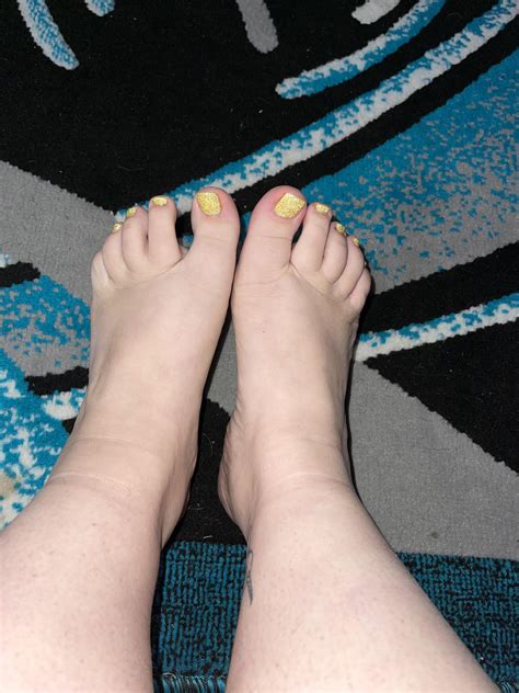 Sunshine Feet And Toes Feet And Toes R Bbwfeetlove