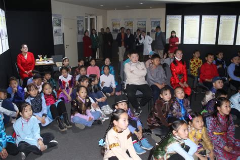 “Монголын нэг өдөр” нүүдлийн үзэсгэлэн Өвөрхангай аймагт