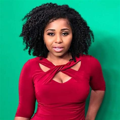 Somara Theodore Rcurvynewswomen