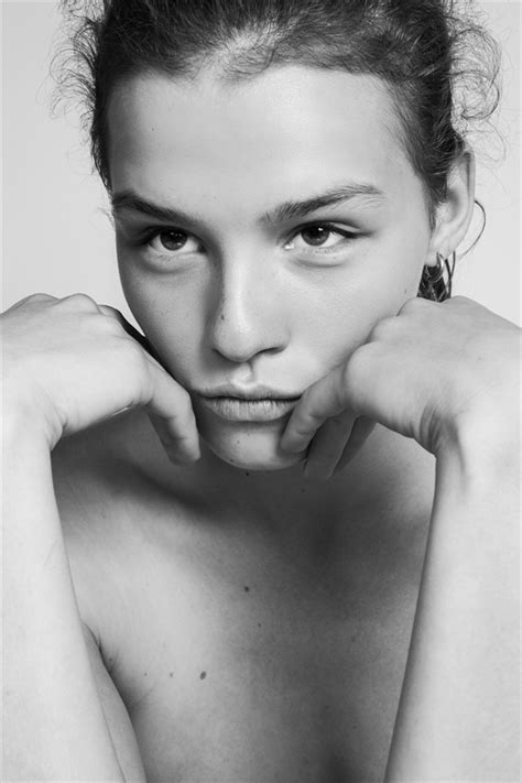 Mara Rogojanu Model Management