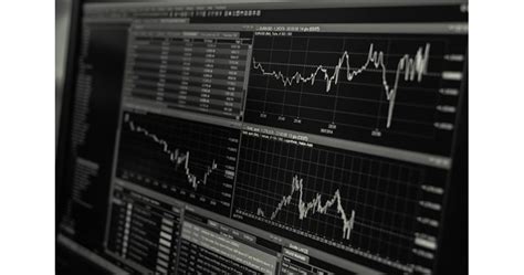 Спад на фондовите борси в Токио и на Ню Йорк