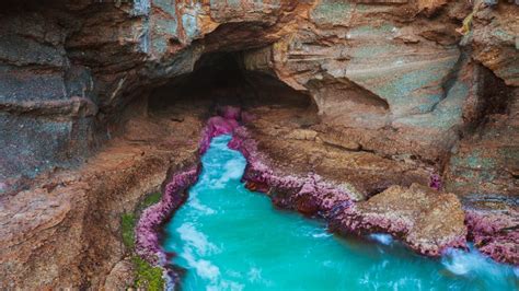 The Dangerous Reason These Pretty Pink Caves In Australia Got Shut Down