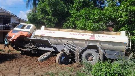 ရန်ကုန် မော်လမြိုင် ကားလမ်းတွင် ဆီသယ်ယာဉ် ၁ စီး တိမ်းမှောက်မှုဖြစ်ပွား Popular