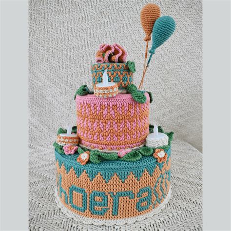 Haakpatroon Hoera Overlay Crochet Feesttaart Haak Mee Met Saar Haked