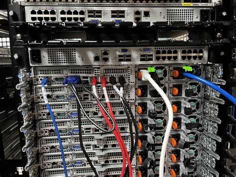 การปิดศูนย์ข้อมูลของ Stack Overflow จุดประกายการถกเถียงเรื่องการทำลาย