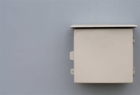 Distribution Box Analysis Of 3 Main Components