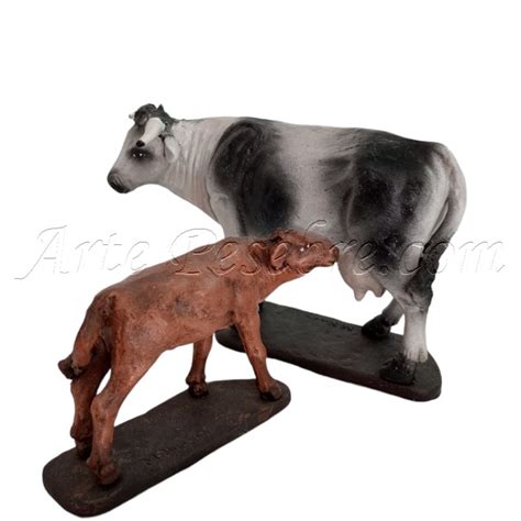 Vaca Con Ternero Mamando Arte Pesebre