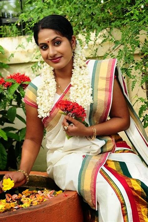 Jyothi Krishna Malayalam Tamil Movie Actress Images Pictures