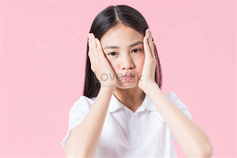 행복한 귀여운 소녀 사진 무료 다운로드 Lovepik