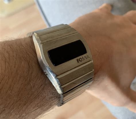 [erledigt] Fossil 2002 Jr 7771 Led Uhr