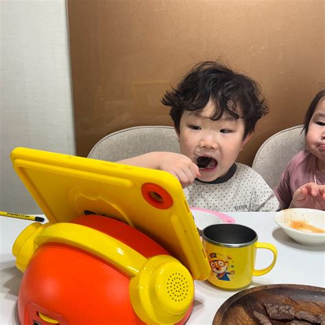 김서한 협찬 이지만 진심 담은 실사용 솔직 후기 현지에서 만들고 검증한 진짜영어부터 기적의 시리즈까지 엘리하이키즈 하나로ᐟ 수정중 Instagram