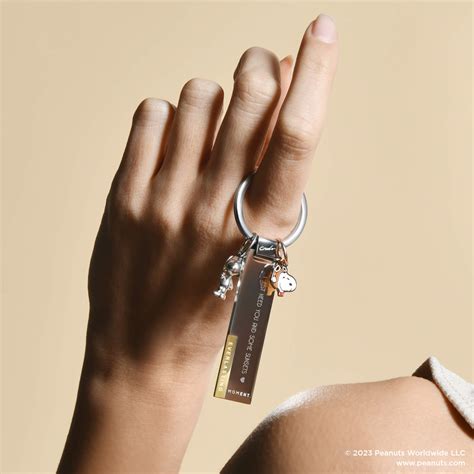 Customizable Peanuts Keychain Crudo