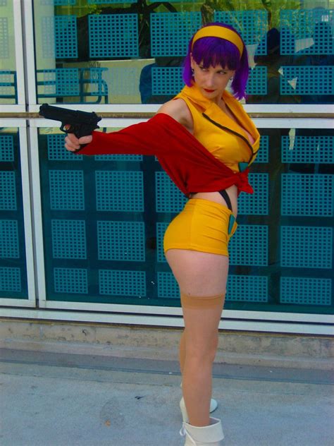 Faye Valentine Cosplay Ideas