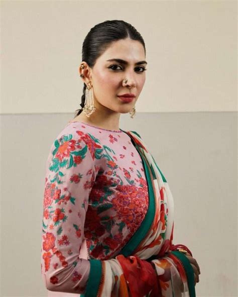 Naimal Khawar Stuns In New Look Shoot After Alleged Nose Surgery Et