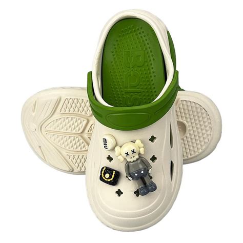 Крокси жіночі з джибітсами 10902 2 білі з зеленим розмір 36 23 23 5 см від продавця Life