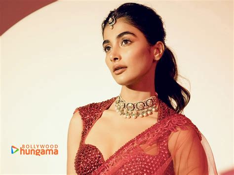 Pooja Hegde Wallpapers Pooja Hegde 6 49 Bollywood Hungama