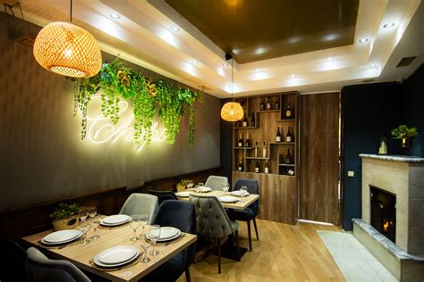 კაფე თეატრი • Cafe Theatre ასეთ ფერად და უგემრიელეს დესერტებს უმზადებს ჩვენი შეფ მზარეული მათ