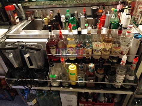 Изработка на барово оборудване конструкции от неръждаема стомана Професионално кухненско