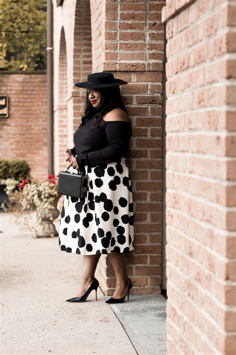Plus Size Polka Dot Skirt Outfit • Plus Size Fashion • Plus Size Outfit Idea • Shapely Chic