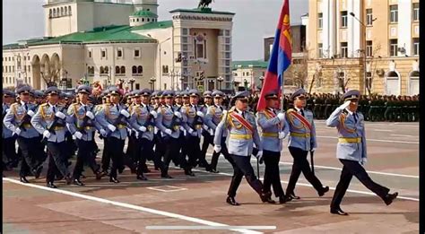 Монгол цэргүүд ялалтын парадын тэргүүн эгнээнд жагслаа