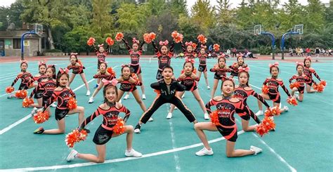 啦啦队2分钟简单舞蹈 啦啦队3分钟简单舞蹈 第9页 大山谷图库