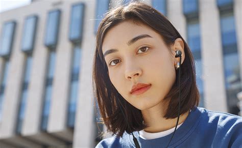 Buy The JBL Tune 310C USB C Wired Hi Res In Ear Headphones White In Line Mic JBLT310CWHT