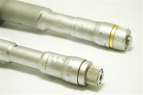 측정 장치 3 포인트 3 포인트 디지털 내부 마이크로 미터 디지털 홀 마이크로 미터 엔지니어링 개념 내부에 대한 스톡 사진 및 기타 이미지 Istock