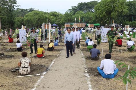 စစ်ကိုင်းတိုင်းဒေသကြီး ဝန်ကြီးချုပ် ဦးမြတ်ကျော် မုံရွာမြို့၊ ပြည်ထောင်စုလမ်းအမှတ် ၂ နိုင်လွန