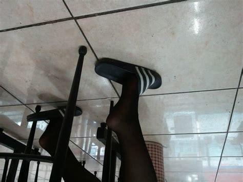 팬티스타킹 발 꼬랑내 좋아하시는 분들 네이트 판