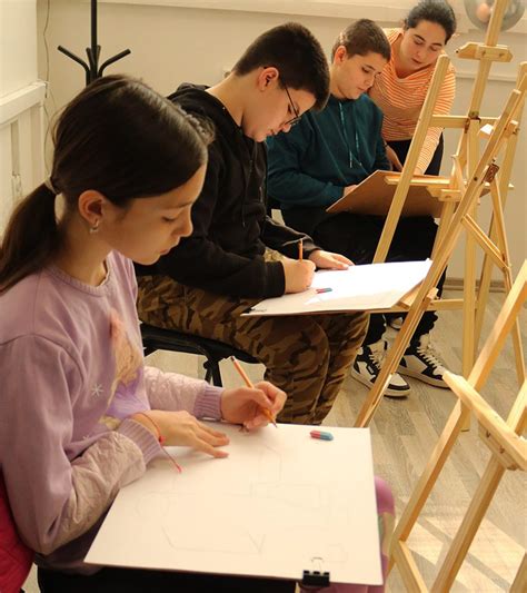 Школа по графичен дизайн Професионална гимназия по информатика и компютърни науки Академик