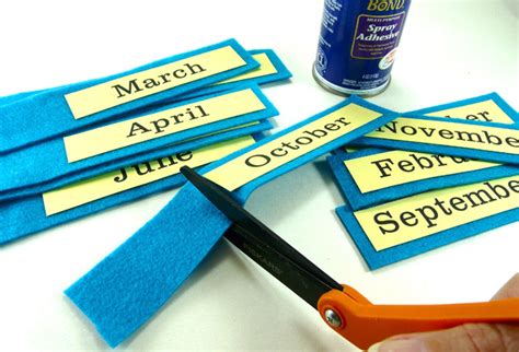 Календарь из пуговиц своими руками Фото МК Oblacco