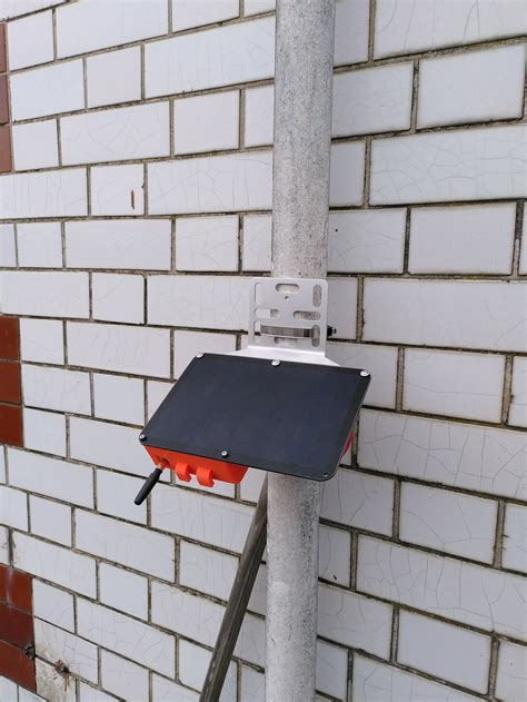 Designing An Open Source Air Quality Monitor And Building A Community Sensor Network — Gerrit Niezen