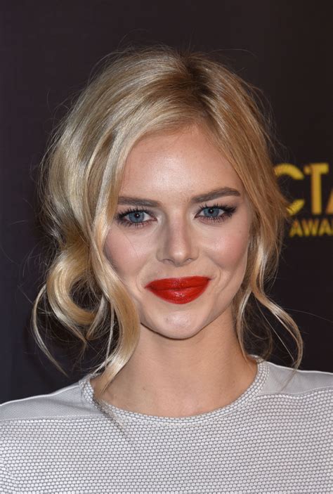Smilf Samara Weaving Ismael Cruz Cordova Join Showtime Comedy Pilot