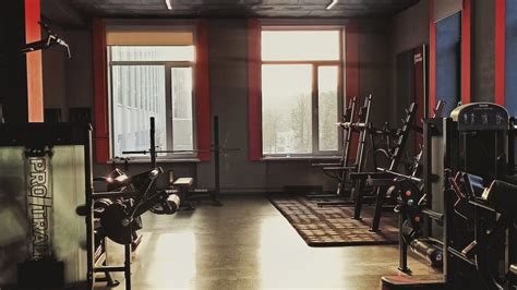 обычные парни без понтов в спортзале и о чем мой канал Youtube