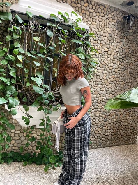 1 2 Or 3 Your Favorite Redhead 😋💋 R Redheadbeauties