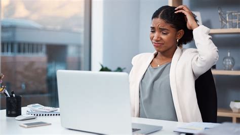 16 Reasons You May Have An Itchy Scalp And What You Can Do About It