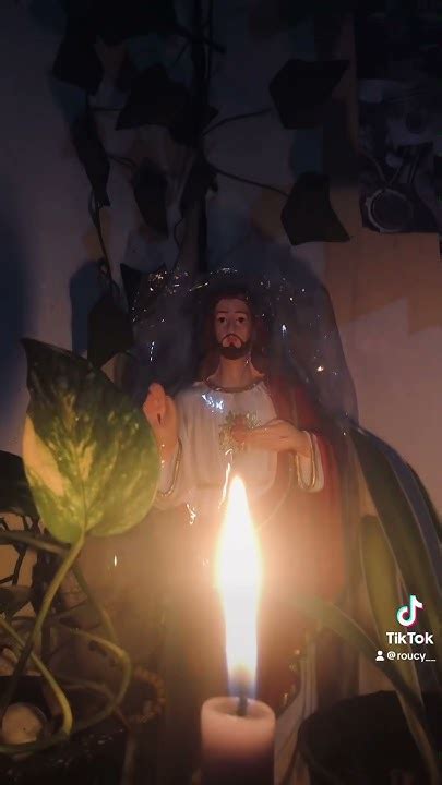 ජේසු බලන්ඉන්නවා Holygirl Love Catholicchurch Catholicgirl ජේසු ජේසුපිහිටයි පල්ලිය කතෝලික