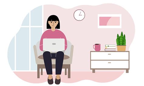 한 여성이 집에서 안락의자에 노트북을 들고 앉아 있다 컴퓨터에서 작업합니다 프리랜서 온라인 교육 또는 소셜 미디어 개념 가구에 대한 스톡 벡터 아트 및 기타 이미지 Istock