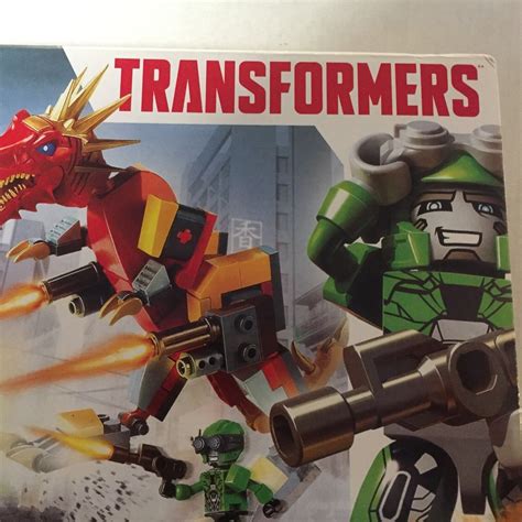 New Kre O Transformers Scorn Street Chase Dino Force 106 Pc Set