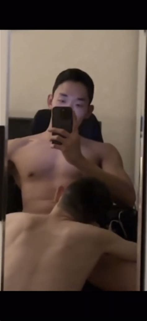 Korean Influencer Eaks ThisVid Com