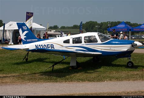 N110er Piper Pa 28r 201 Arrow Embry Riddle Aeronautical University