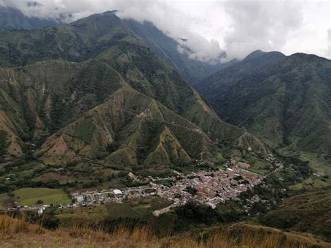 Sabanalarga Antioquia Pueblo Entre Montañas