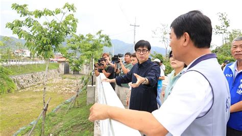 視察三洽水滯洪池防汛 陳其邁：有效解決美濃區域排水問題 政治 三立新聞網 Setncom